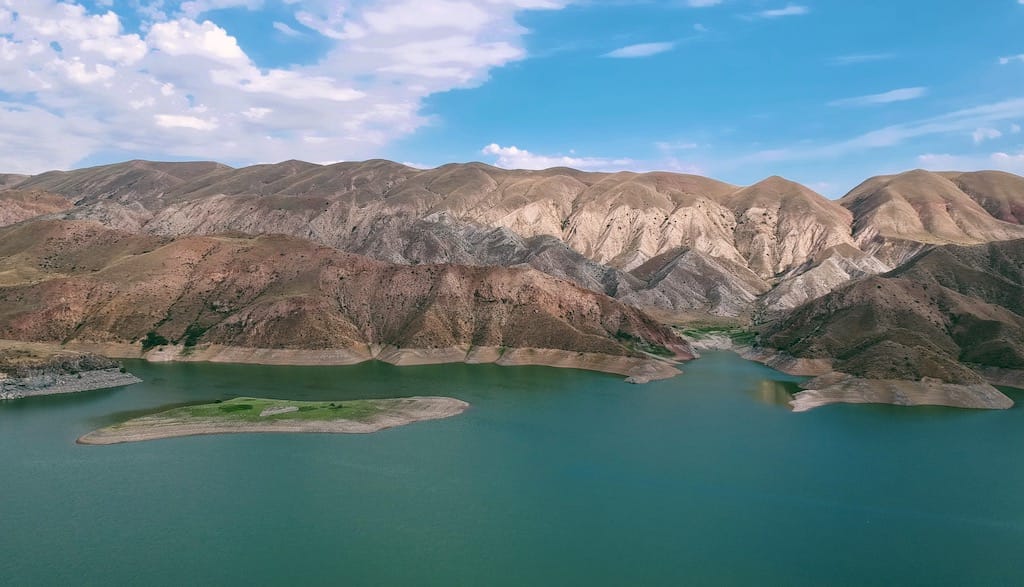 Azat Reservoir: Quick Travel Guide to an Unassuming Place