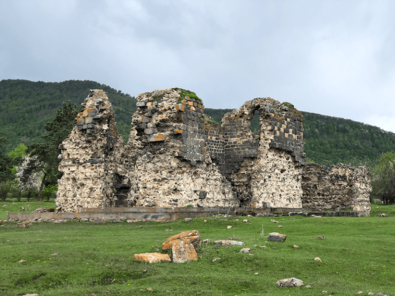 How to Visit Stepanavan Dendropark: Natural Gem in Armenia!